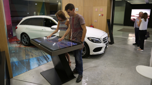Mercedes Benz Pop-up Store - EDIGMA
